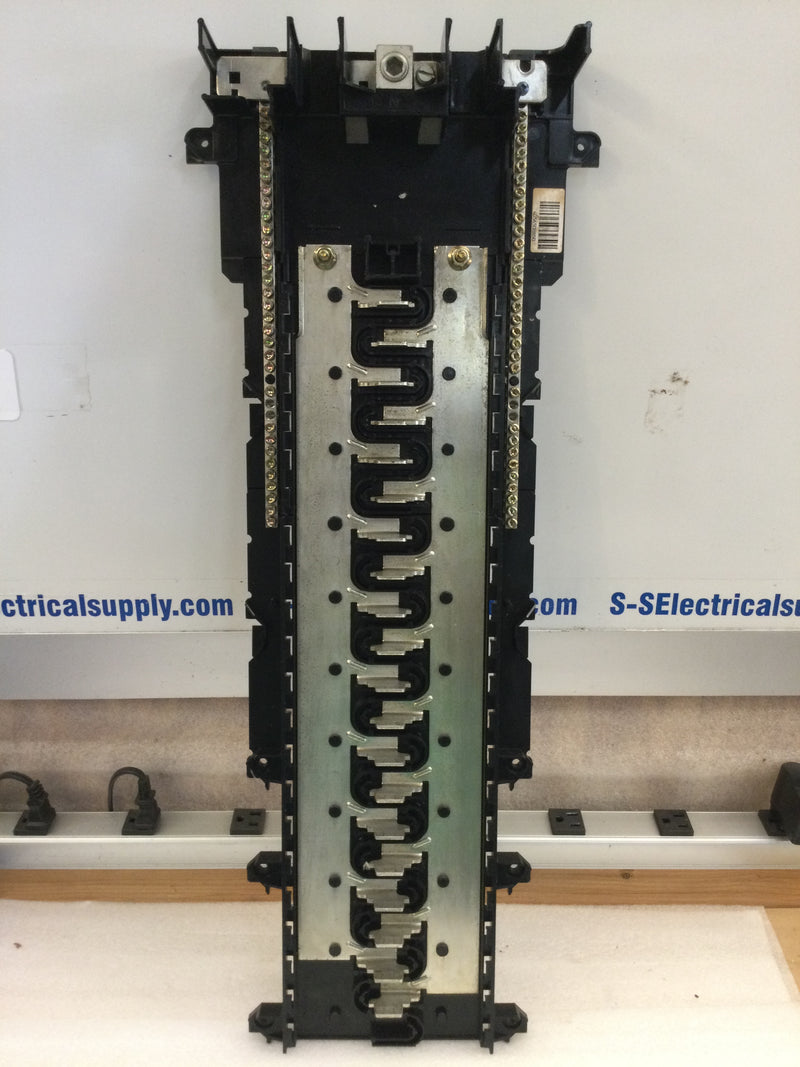 Square D HOM40M200C Single Phase 200 Amp 120/240VAC 40 Space Type HOM