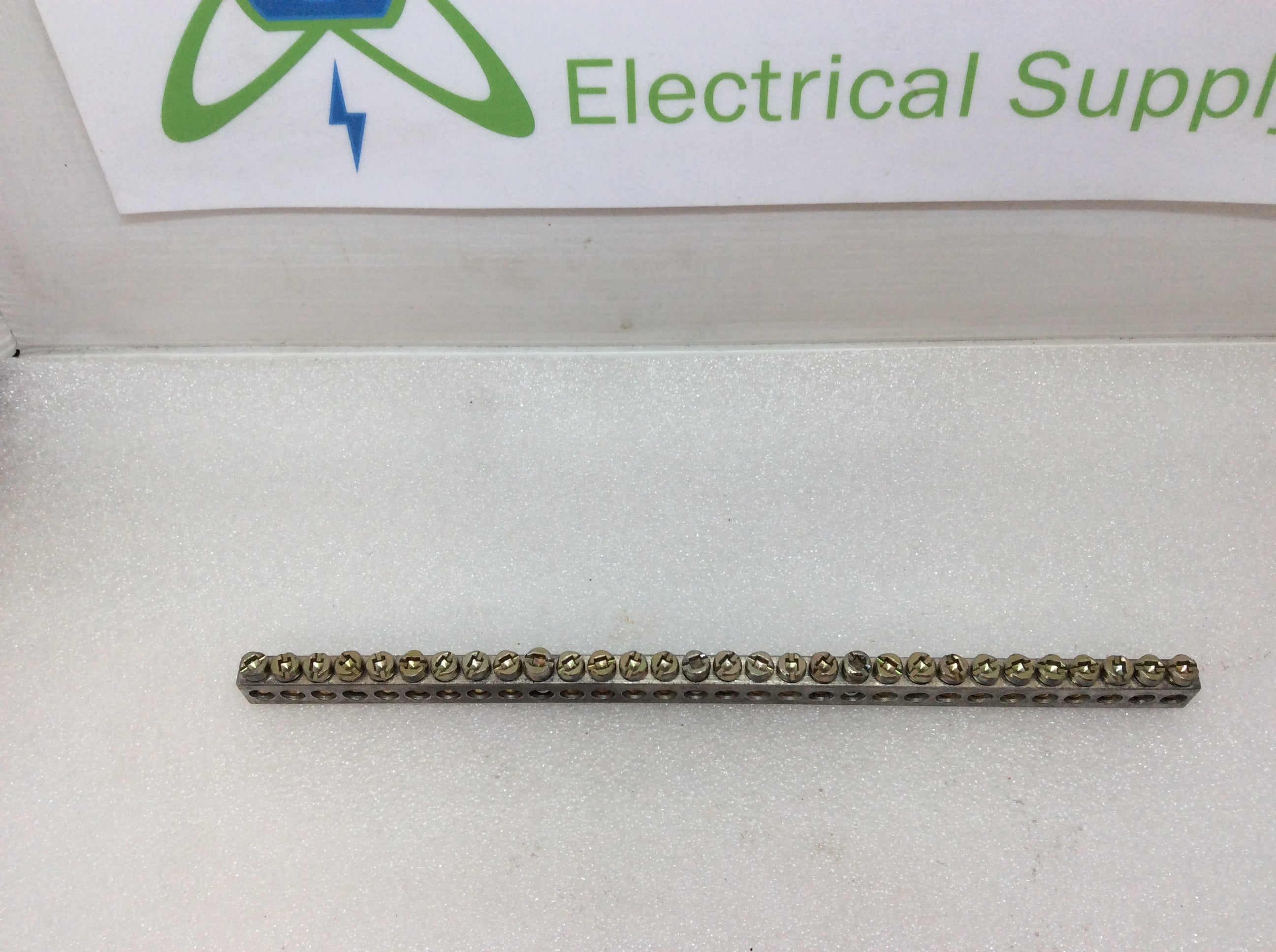 CMC NA-75 30 Position 4-14CU9AL Terminal Ground Neutral Bar