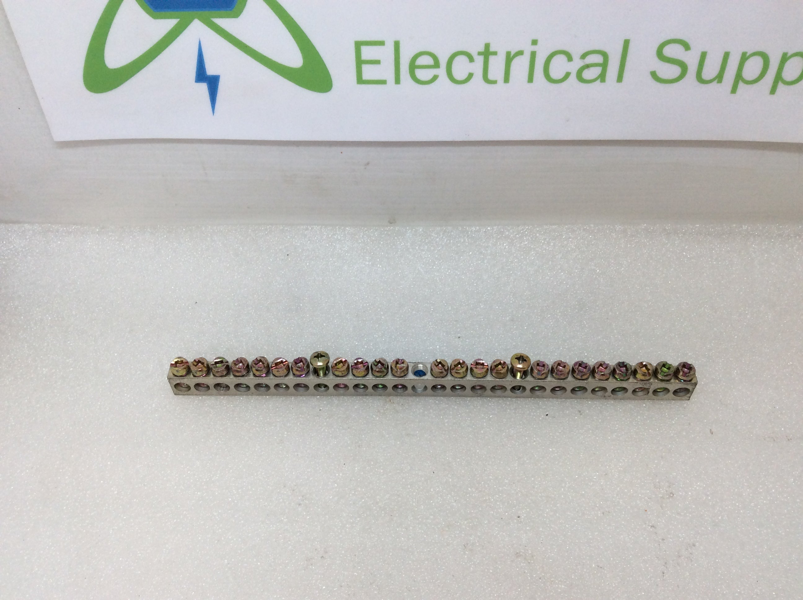 Ilsco NB-19 26 Position 4-14 AL9CU Neutral/Ground Bar