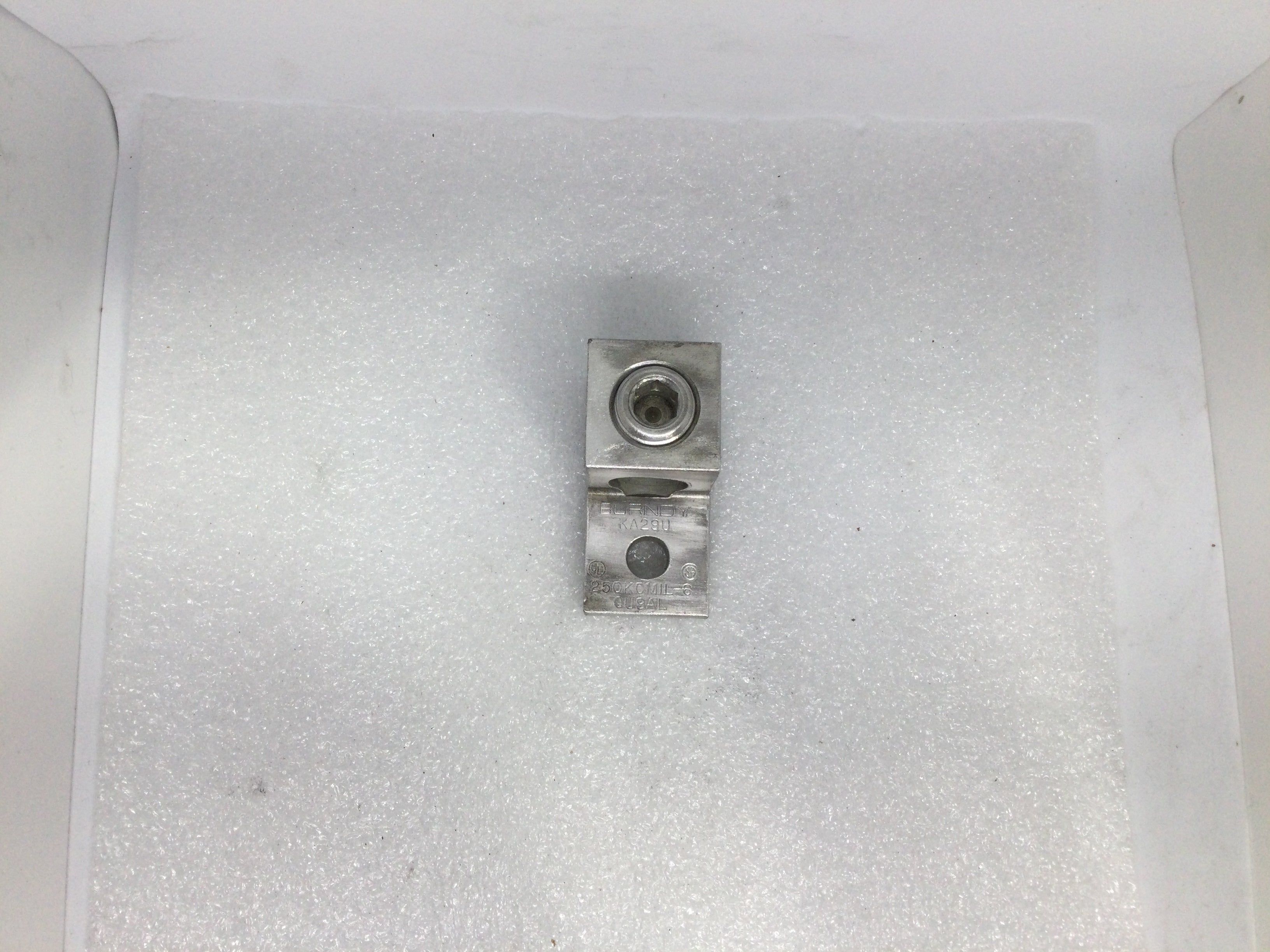 Burndy KA29U Mechanical Connector Lug 6 AWG to 250 KCMIL Ideal LA-250