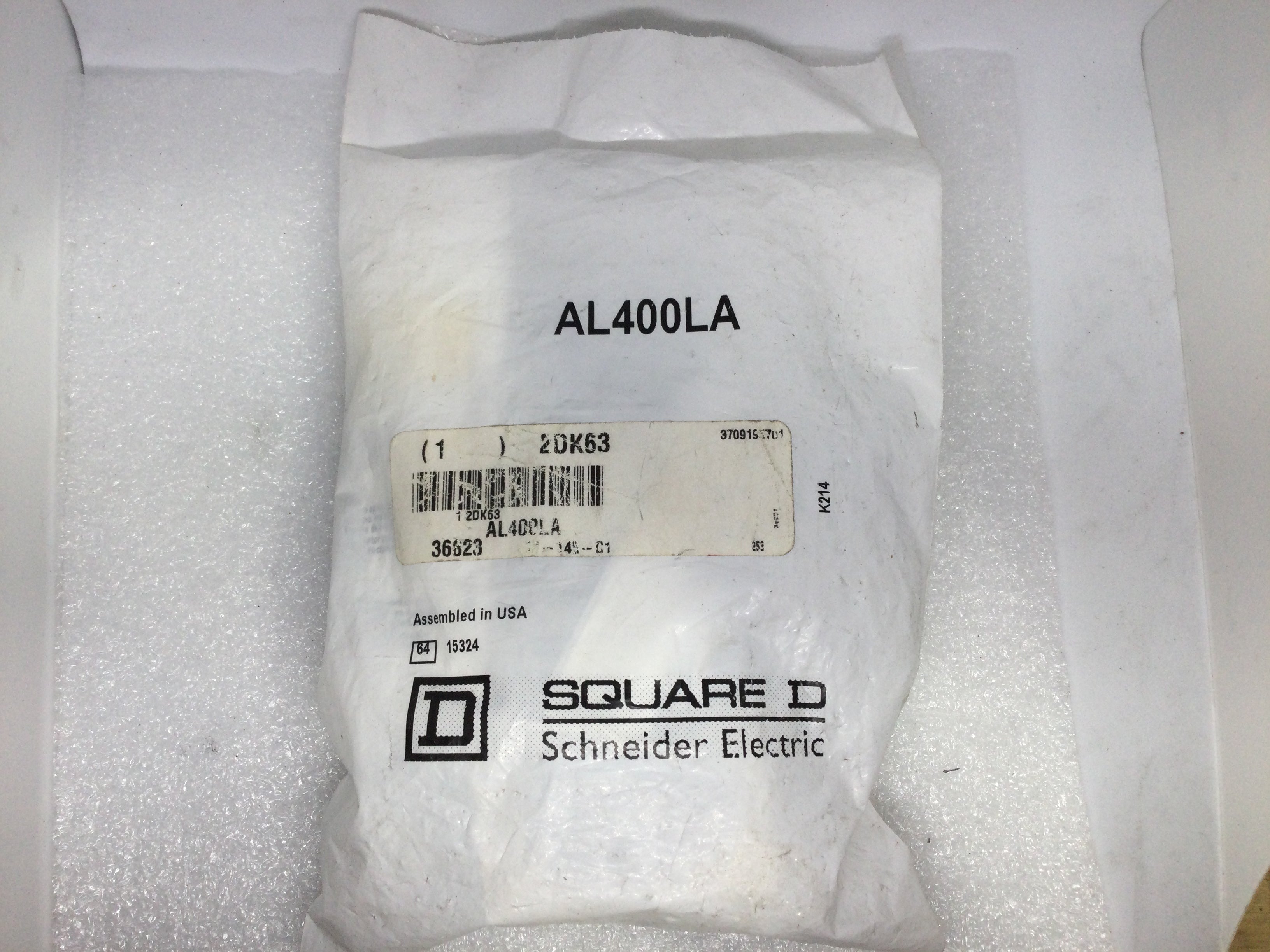 Square D AL400LA (1) 600KCMIL-1 (2) (250KCMIL-1 CU7AL Aluminum Lug wit