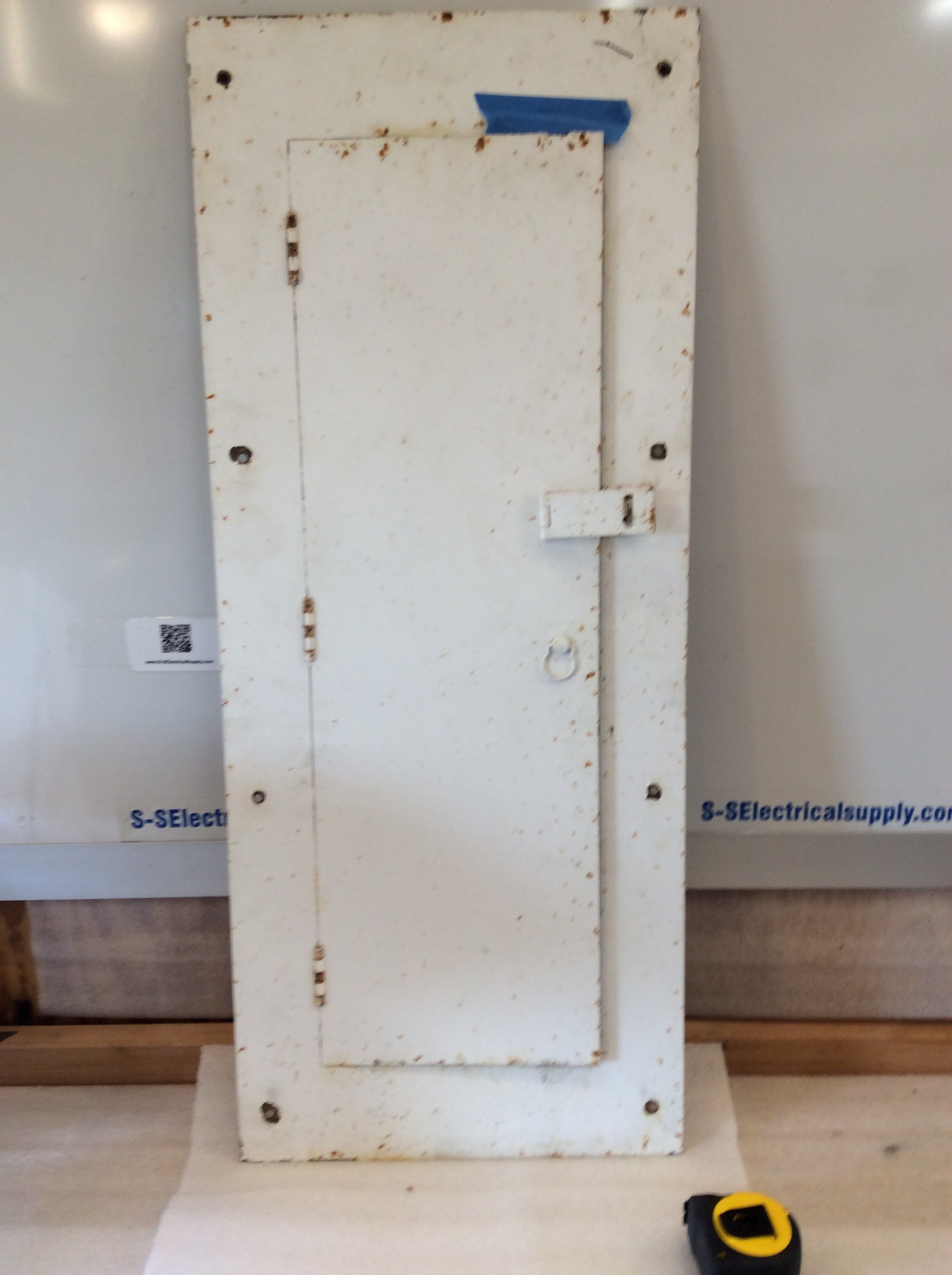 Bryant Load Center Door Only 200 Amp 120/240V 24 Space 15.75" x 38 3/8