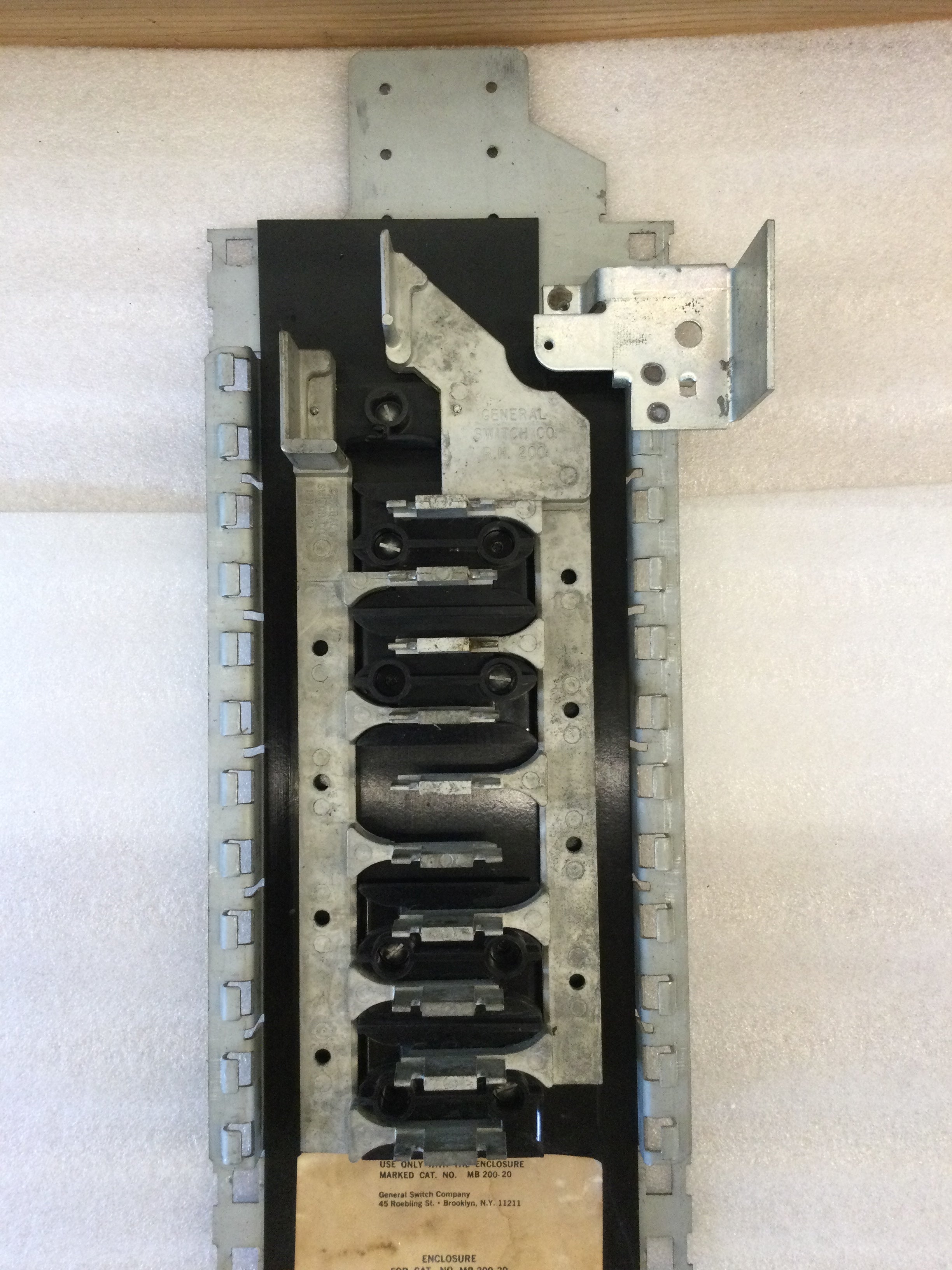 General Switch, Challenger, Zinsco, Gte-Sylvania, Mb200-20 20 Cir 200a
