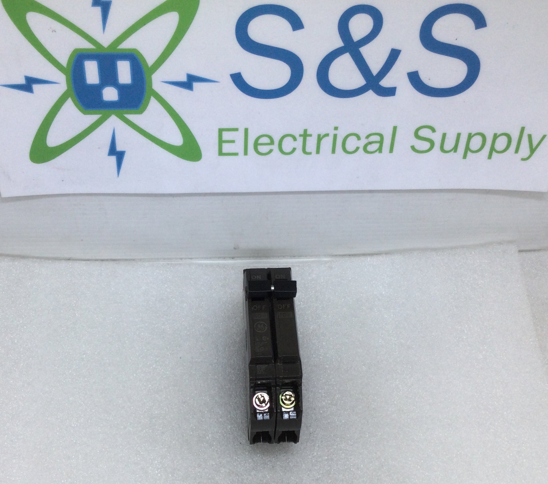 General Electric THQP240 40 Amp 2 Pole Tandem 120/240V Circuit Breaker