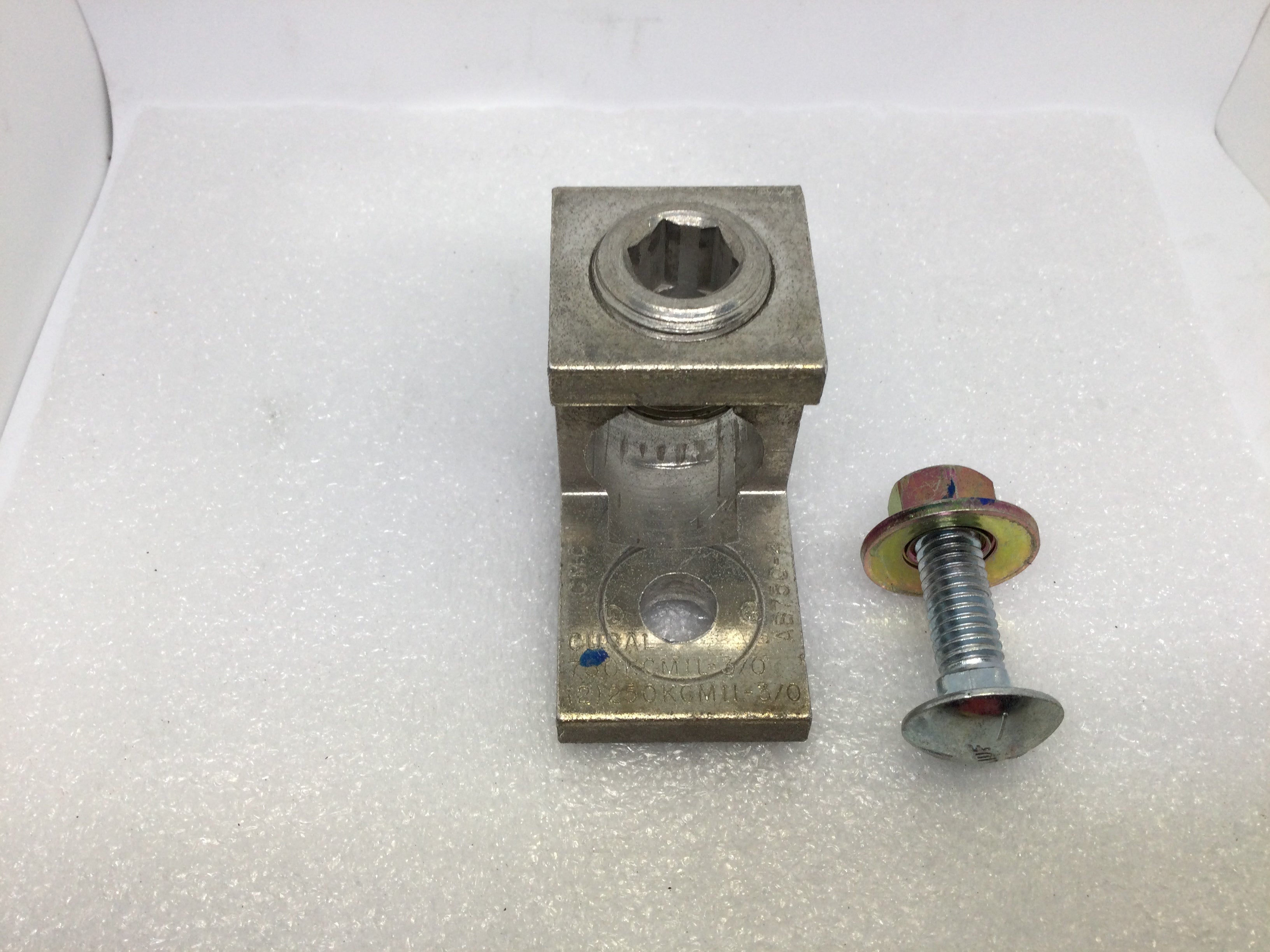 CMC AB-750-4 Mechanical Lug 750 MCM-3/0 (2) 250 KCMIL