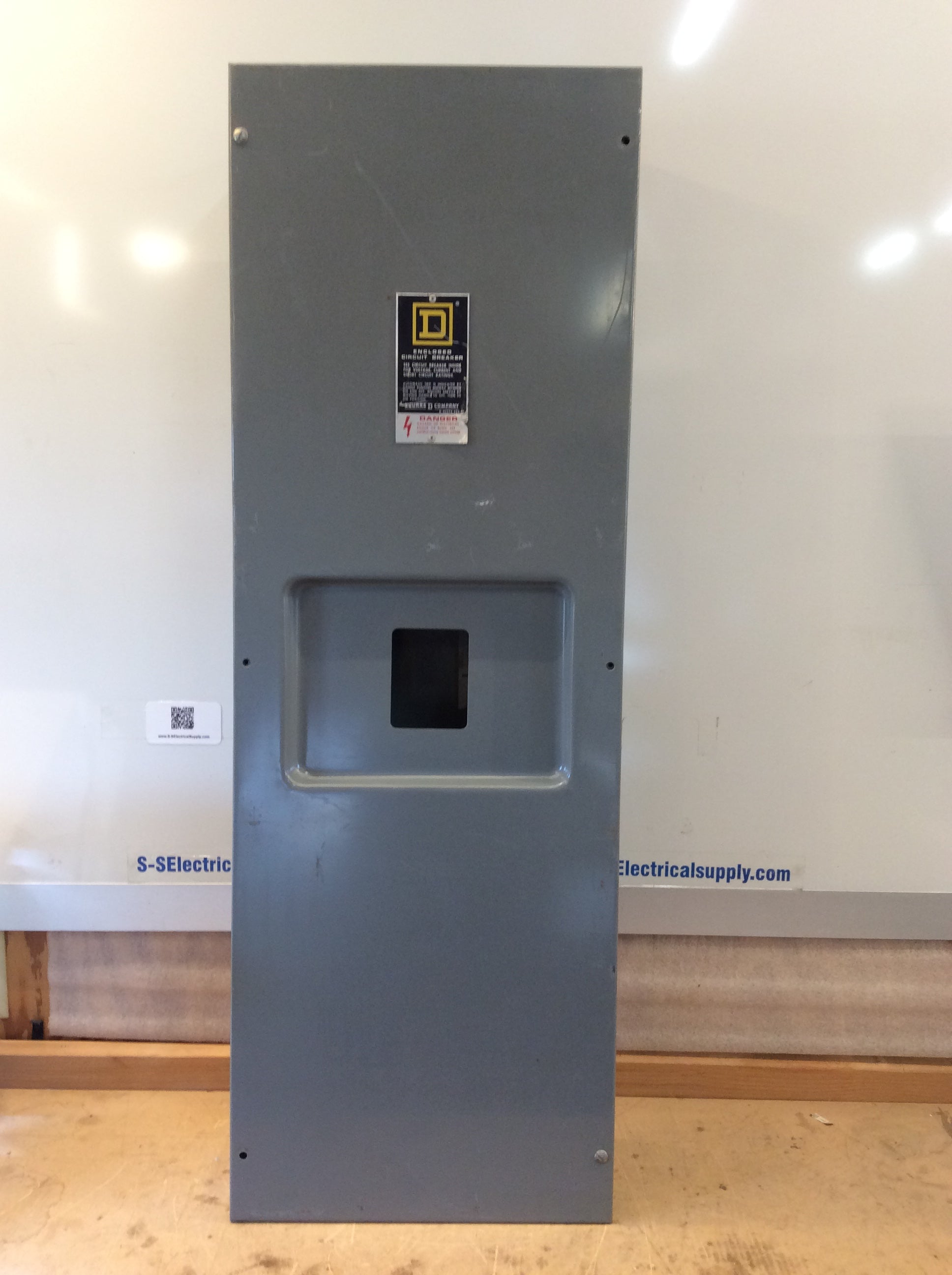 Square D LA-400-S 125A-400A 600VAC Series E-1 Nema1 Enclosure Single o