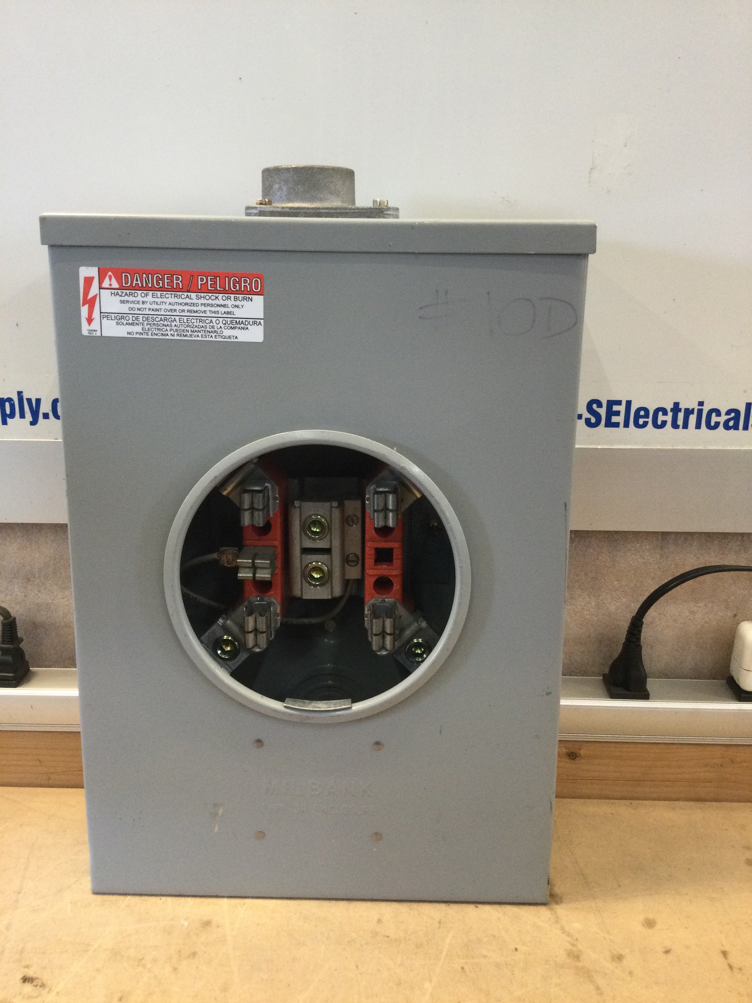 Mlbank Meter Series U-200, 200a, Single Phase 3 Wire, Nema3r Outdoor,